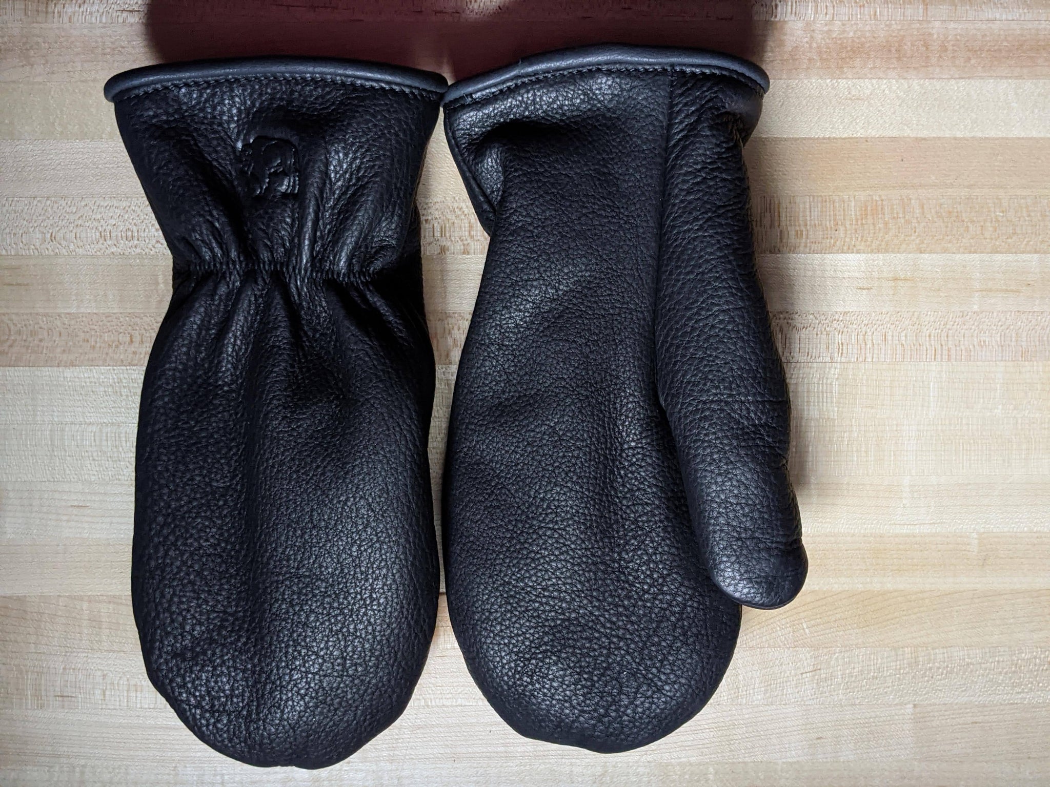 Handmade Mittens – Earth and Hide