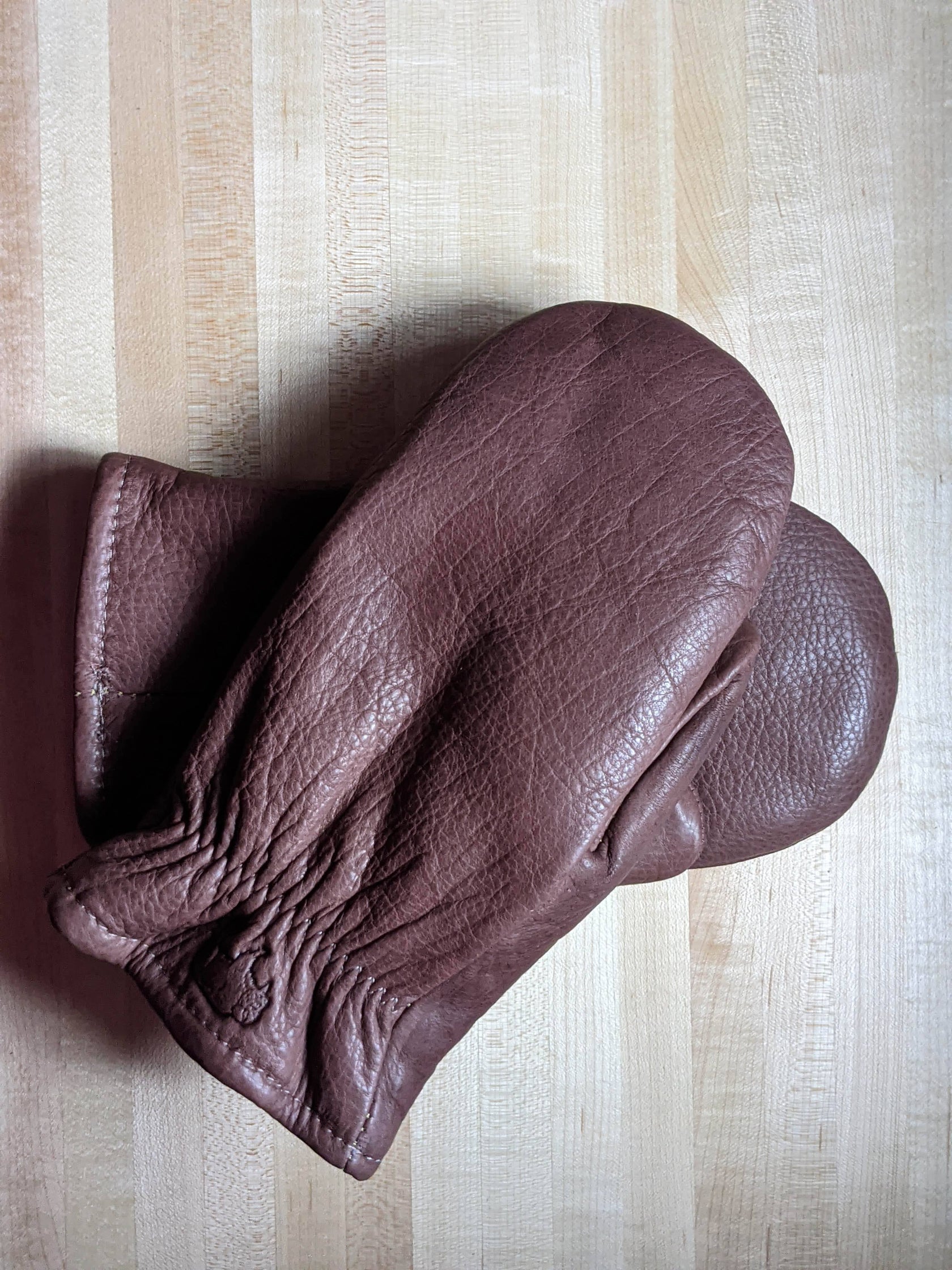 Handmade Mittens – Earth and Hide