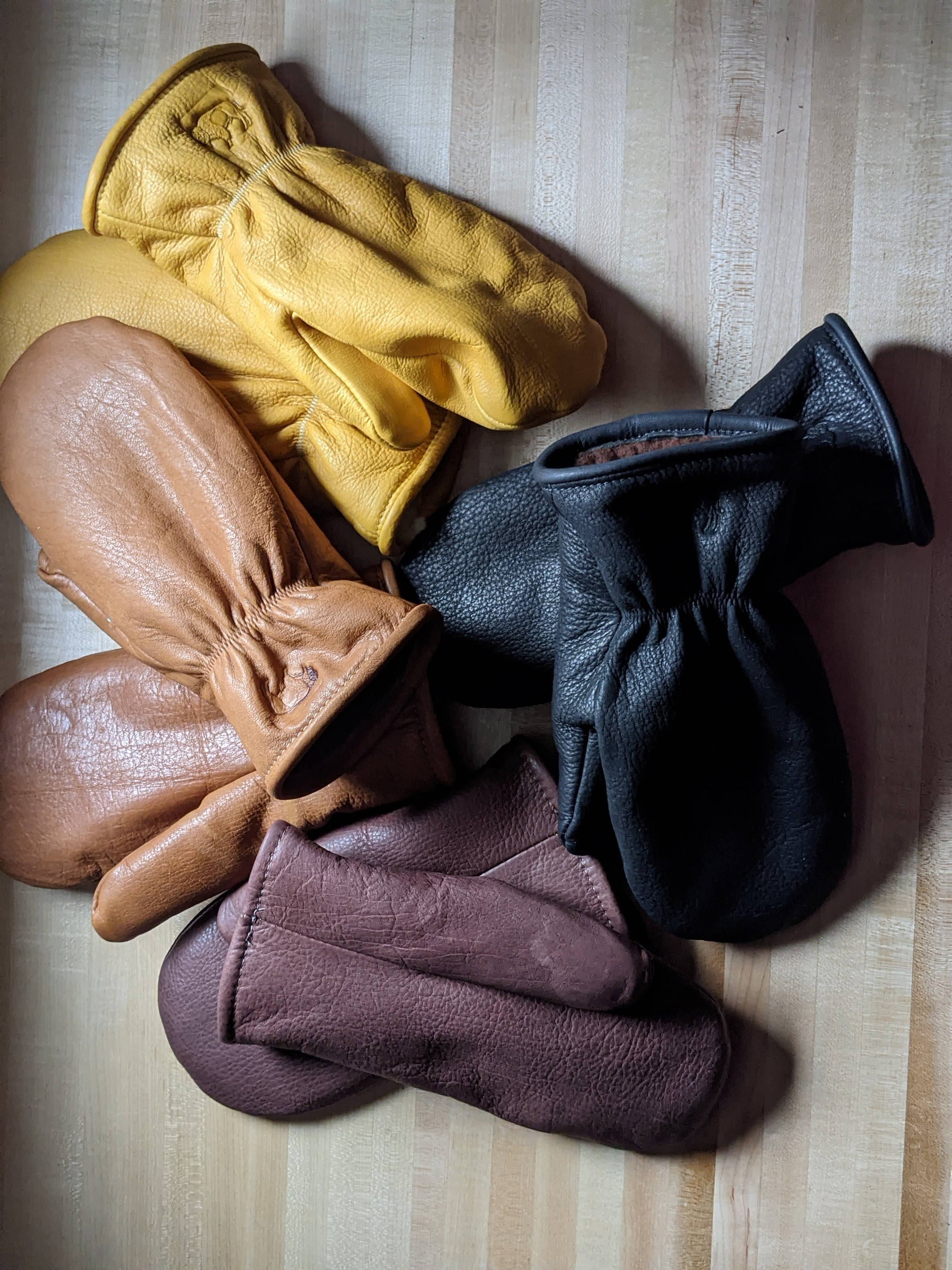 Handmade Mittens – Earth and Hide